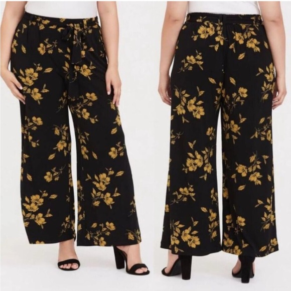torrid | Pants & Jumpsuits | Torrid Black Gold Floral Print Pull On ...